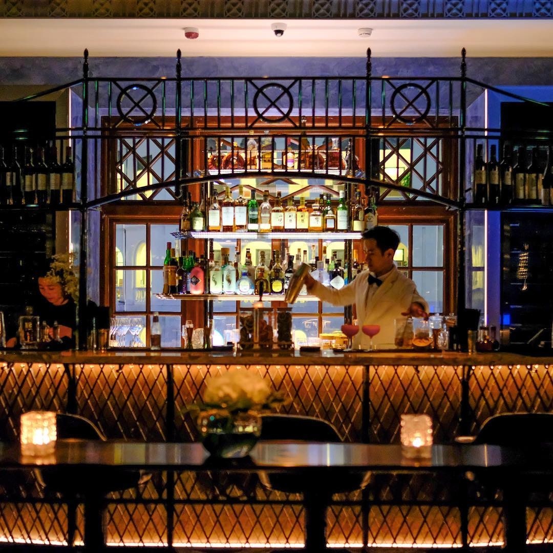 The 10 Best Happy Hour Deals & Spots In Central, Hong Kong - Little Steps